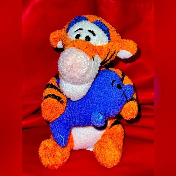 Disney | Toys | 7 Disney Store Bathbuddy Tigger Tiger Plush W Dolphin ...